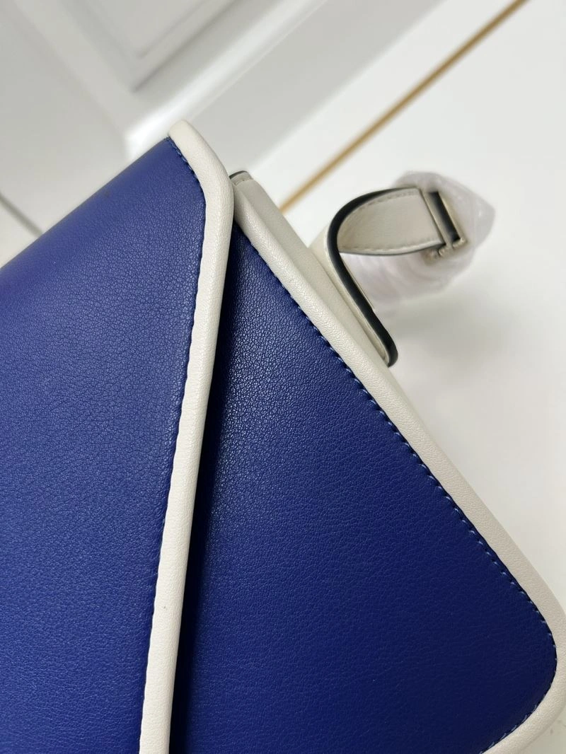 Value-priced Valentino Satchel Bags
