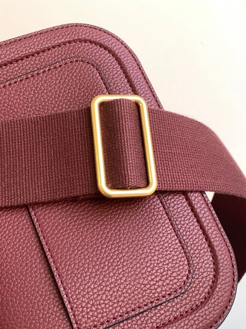 Accurate model Valentino Satchel Bags