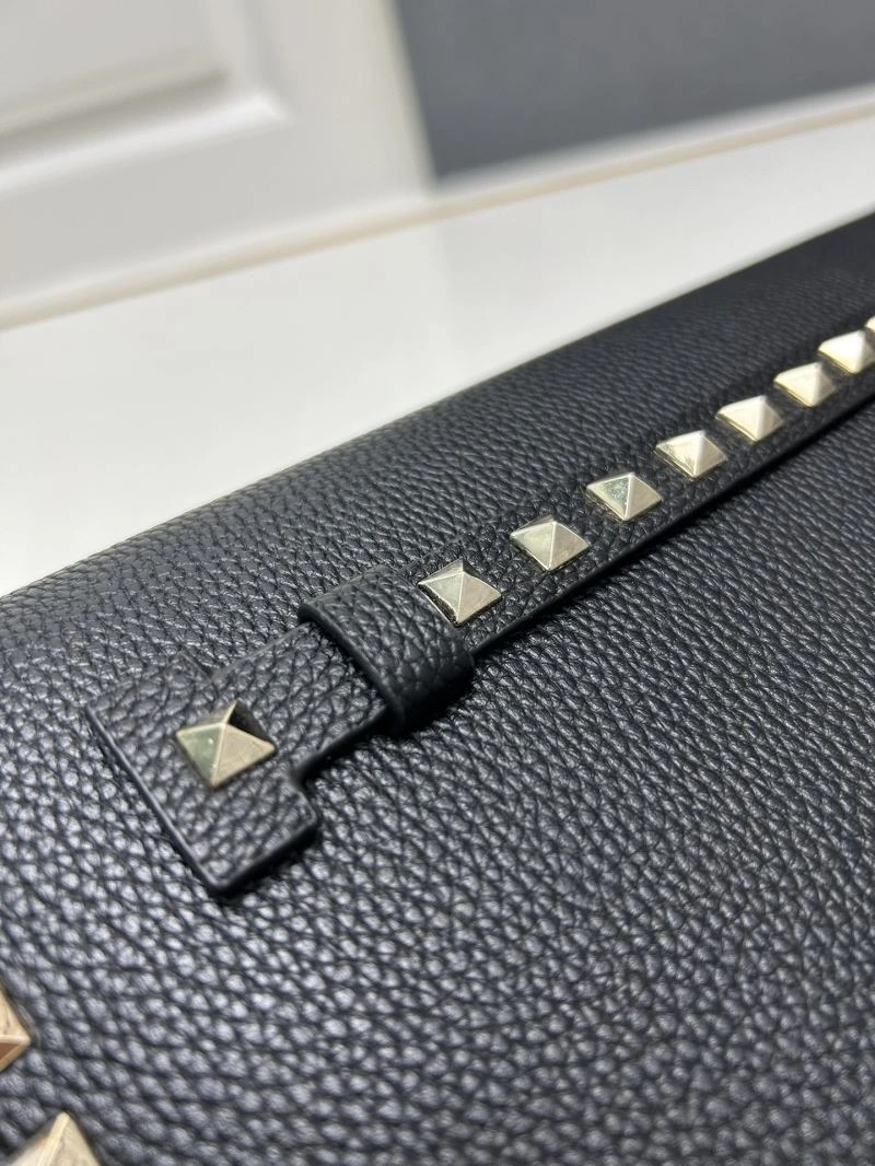 Accurate model Valentino Satchel Bags