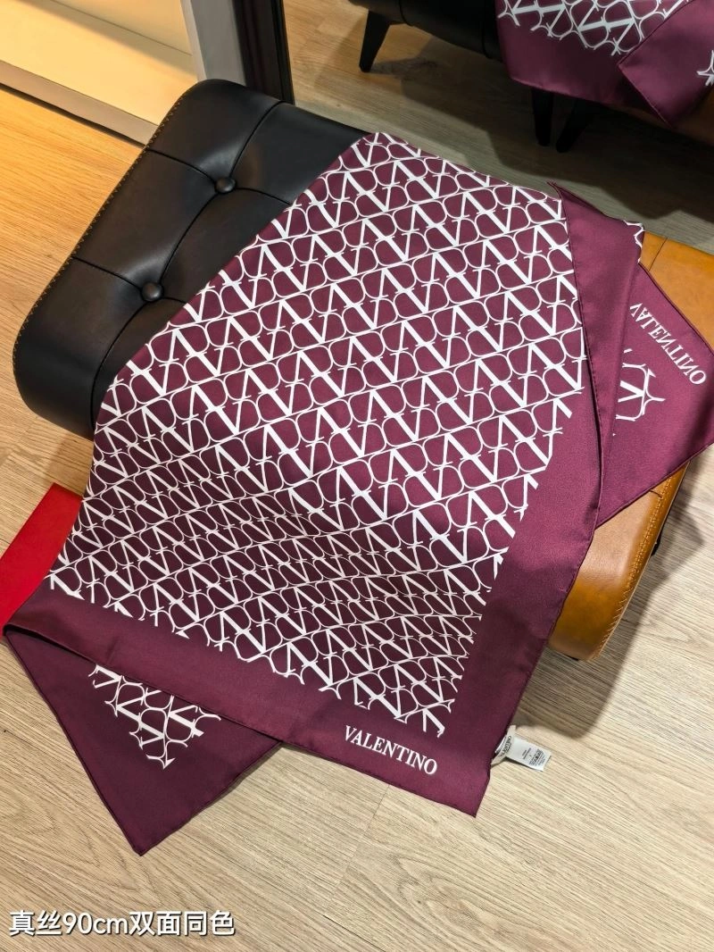 1:1 copy Valentino Scarf