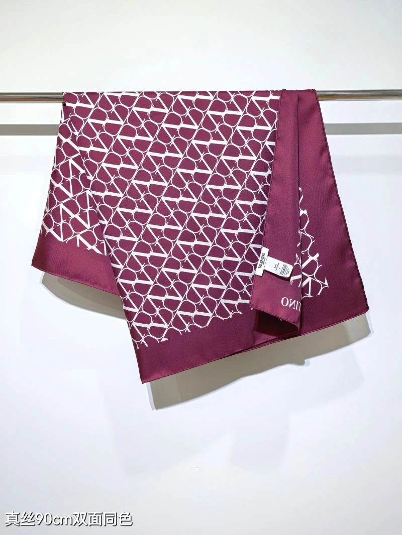 1:1 copy Valentino Scarf