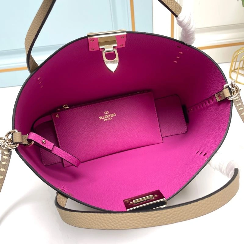 Top match Valentino Shopping Bags