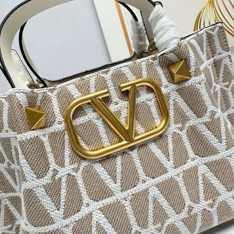 Legit Valentino Shopping Bags