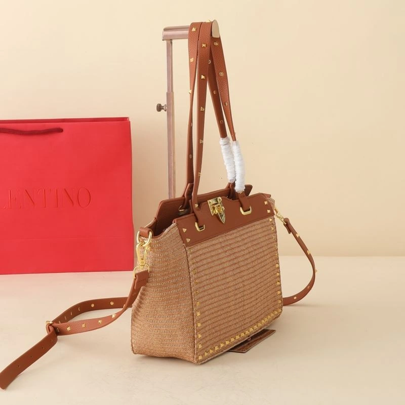 Accurate model Valentino Shopping Bags