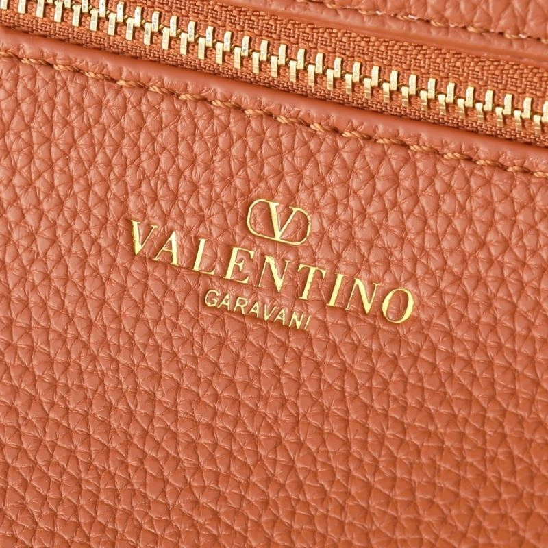 Accurate model Valentino Shopping Bags