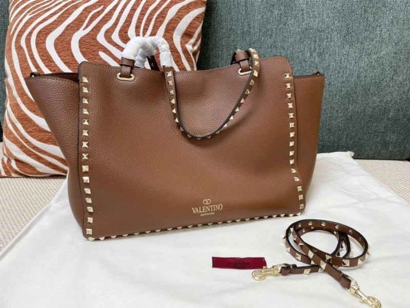 Top match Valentino Shopping Bags