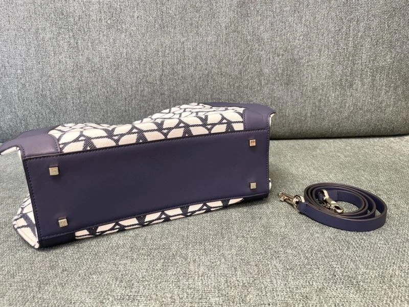 High accuracy Valentino Shopping Bags