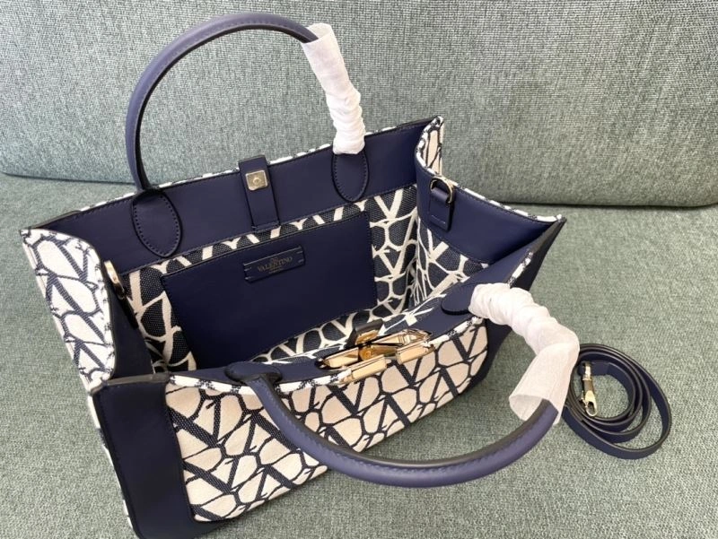 High accuracy Valentino Shopping Bags