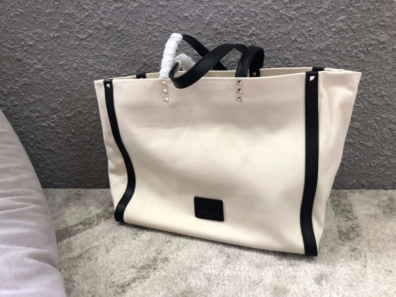 Low-cost Valentino Shopping Bags