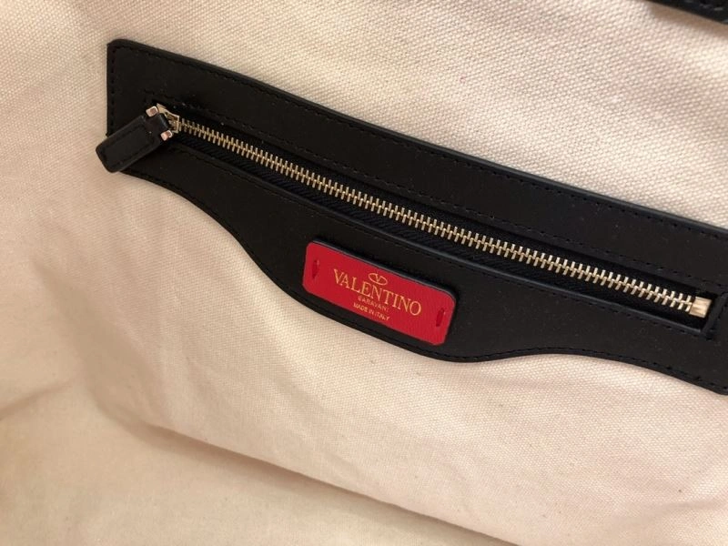 Low-cost Valentino Shopping Bags