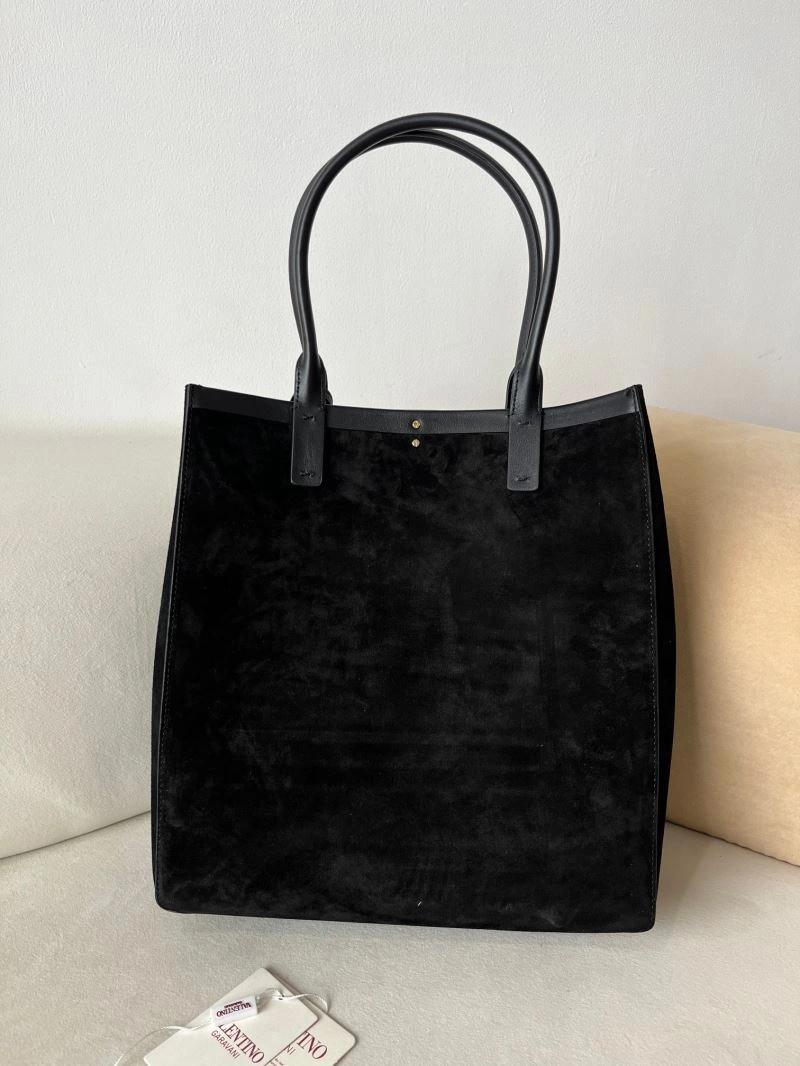 Accurate model Valentino Shopping Bags
