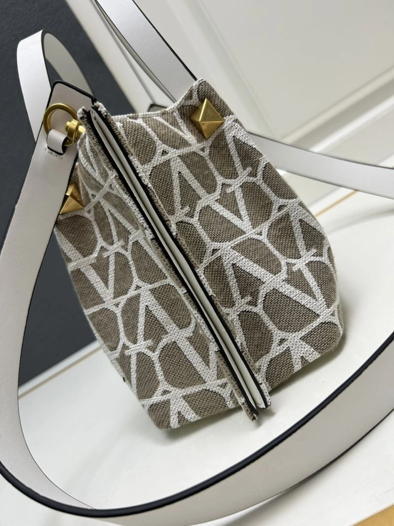 Top mirror Valentino Shopping Bags