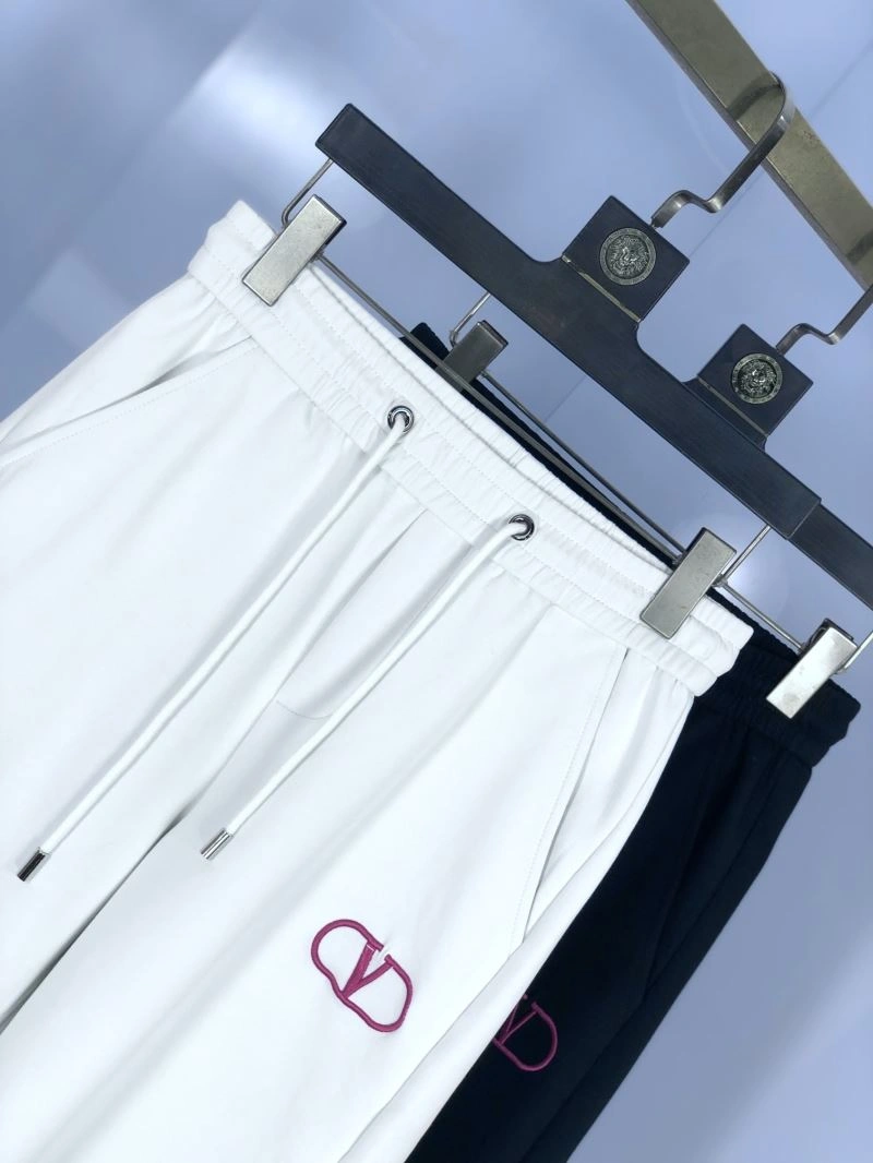 Top match Valentino Short Pants