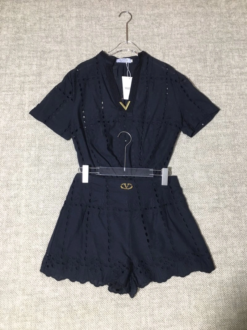 Exact replica Valentino Short Suits