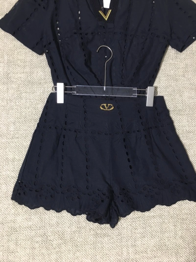 Exact replica Valentino Short Suits