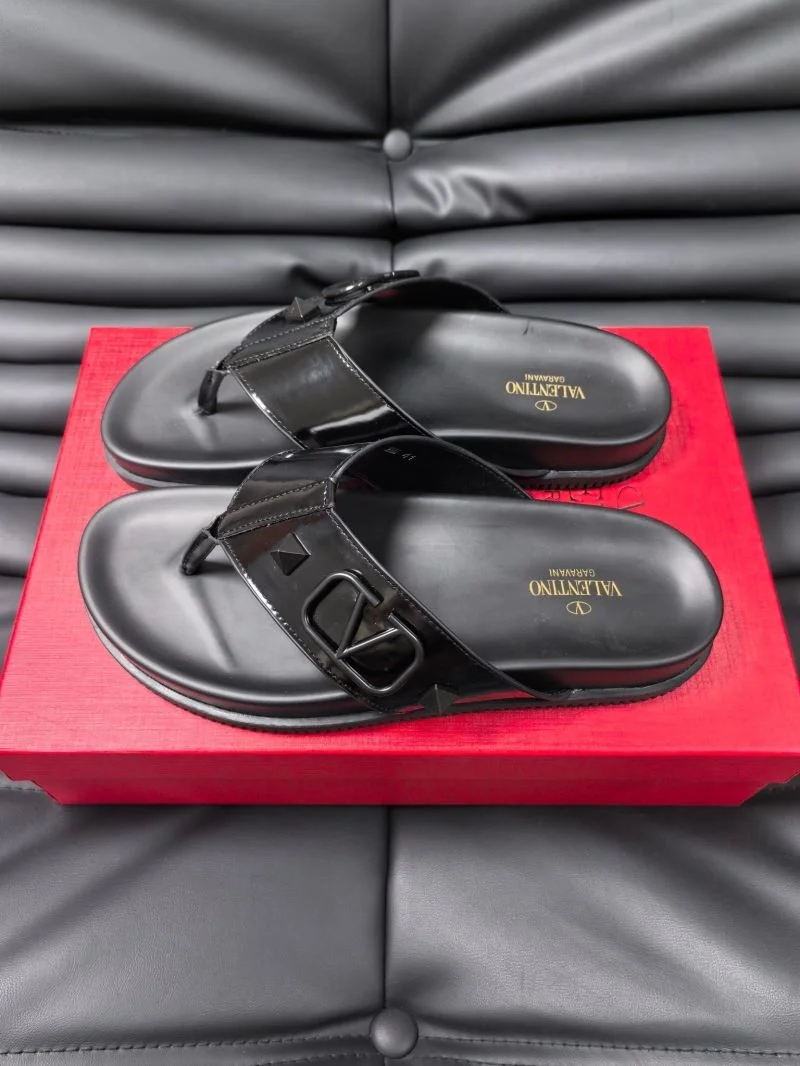Discounted Valentino Slippers