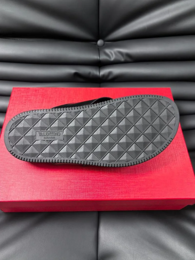 Discounted Valentino Slippers