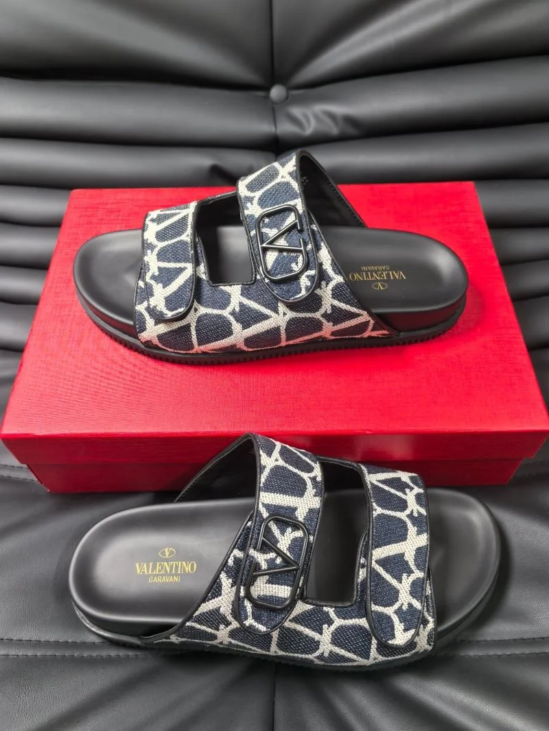 Top match Valentino Slippers