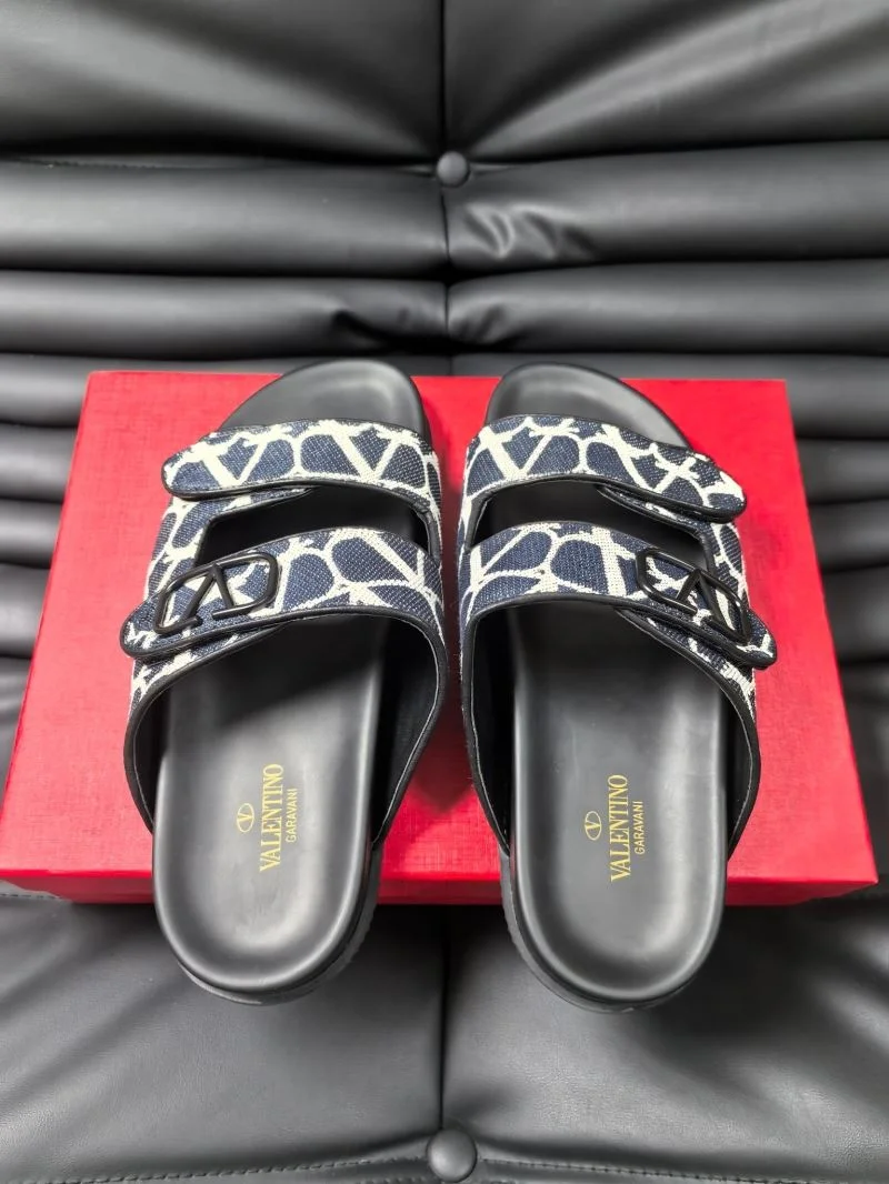 Top match Valentino Slippers