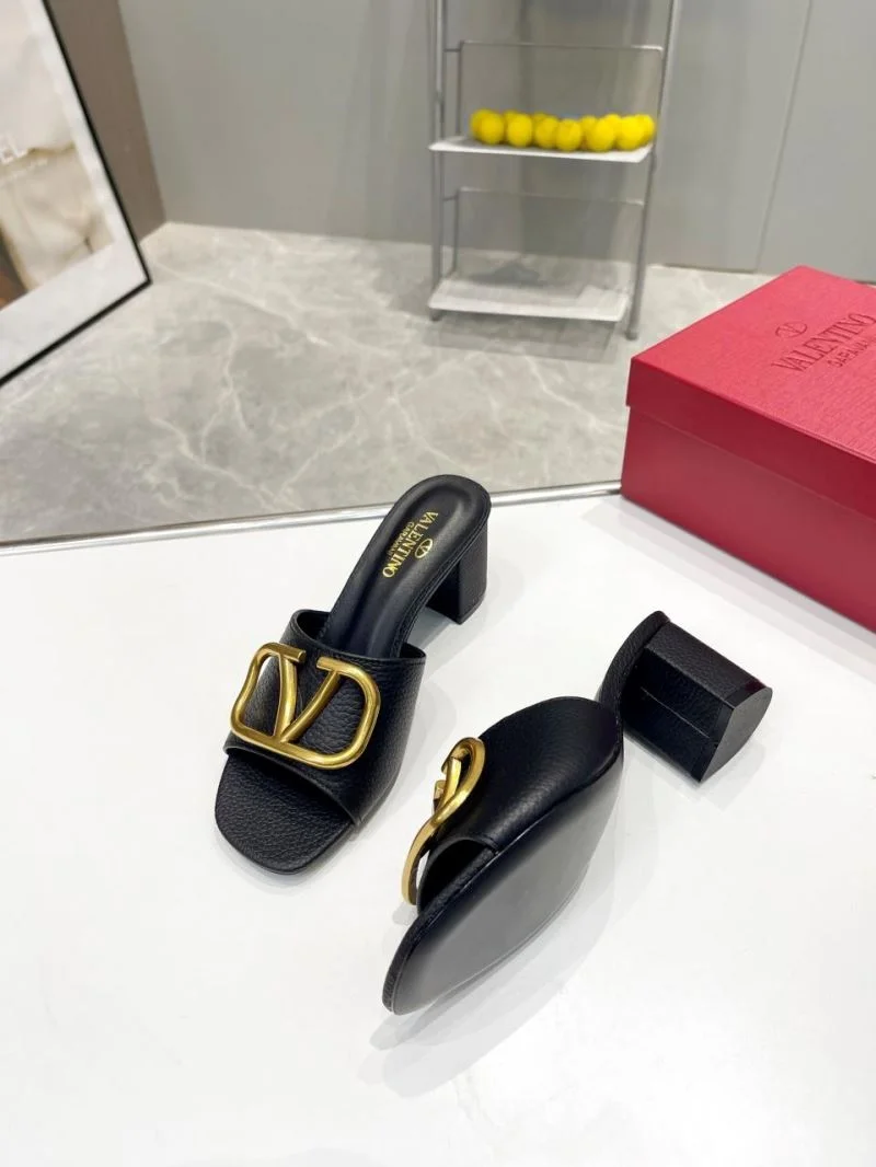 Legit Valentino Slippers