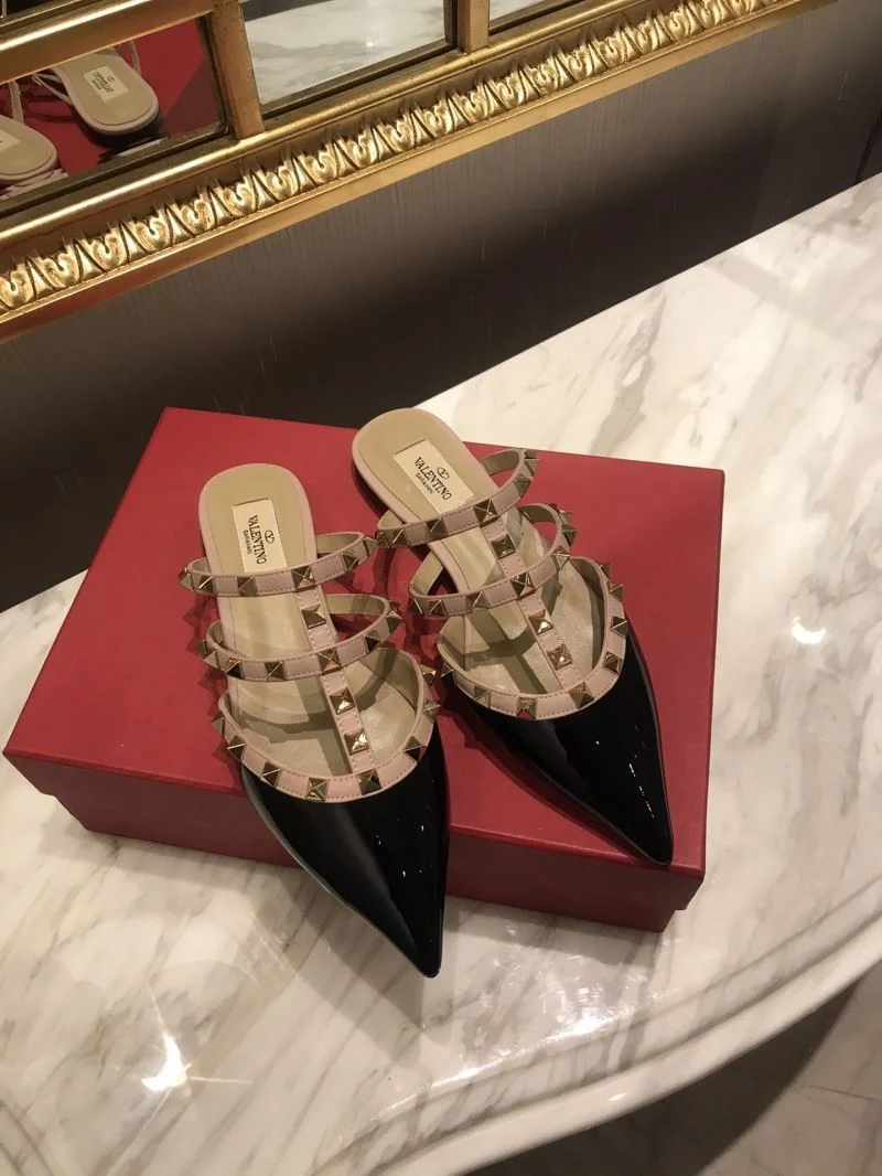 Precise copy Valentino Slippers