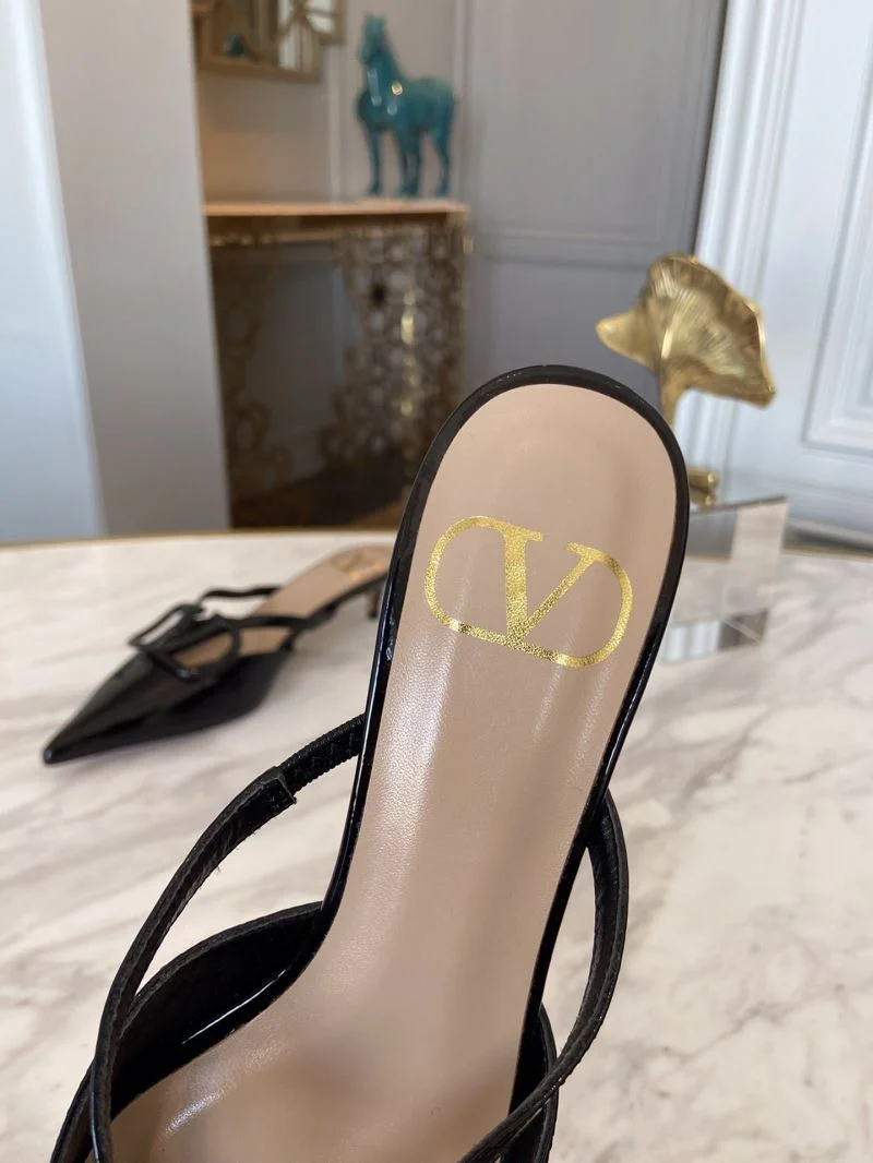1:1 copy Valentino Slippers