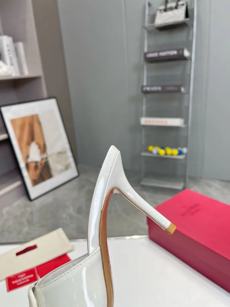 Bargain Valentino Slippers