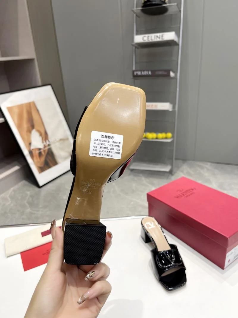Top mirror Valentino Slippers