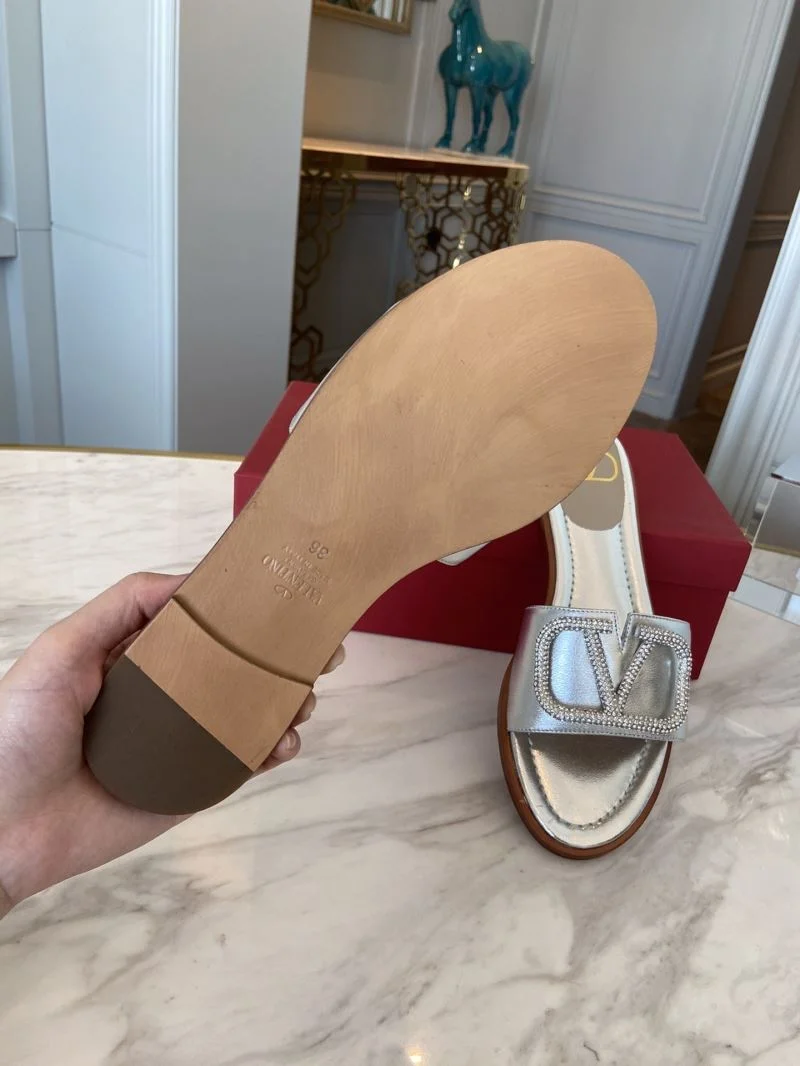 Brand-original Valentino Slippers