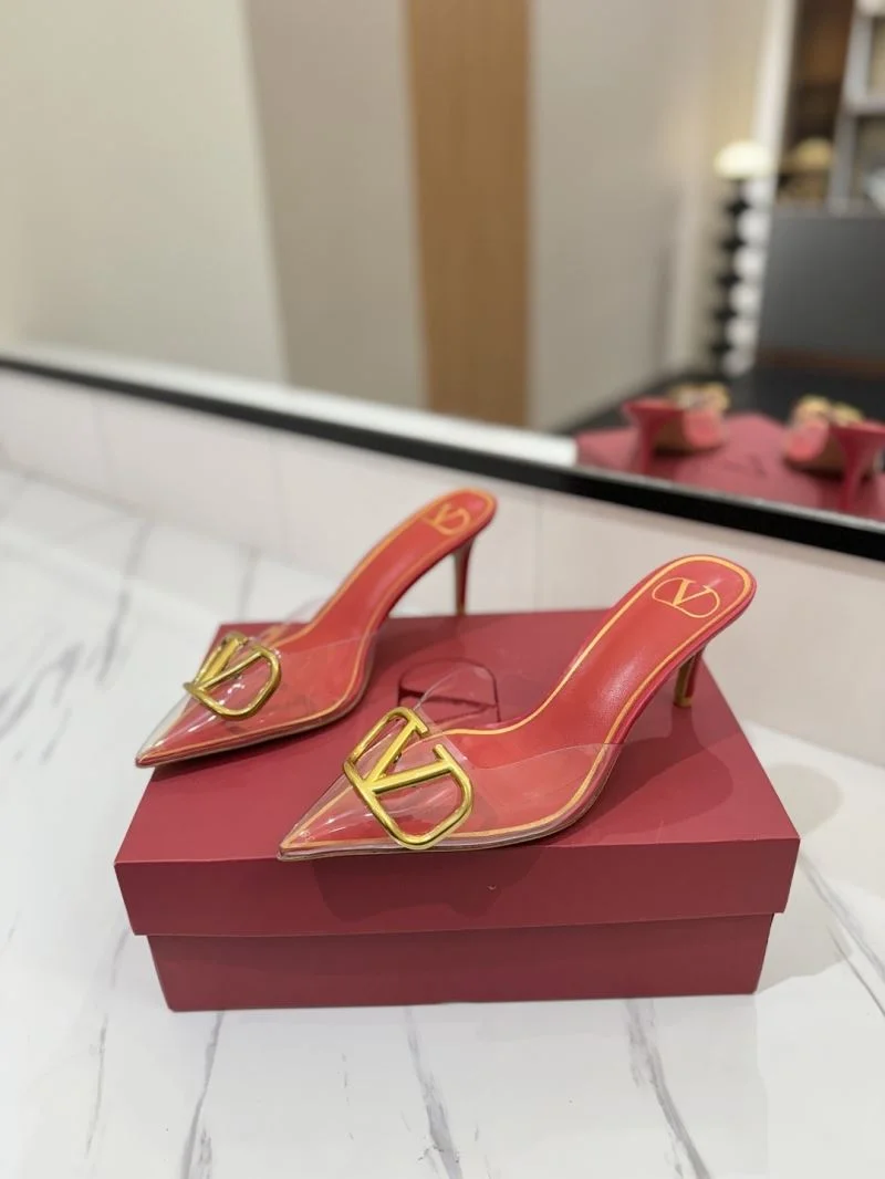 Low-cost Valentino Slippers