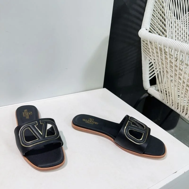 Mirror quality Valentino Slippers
