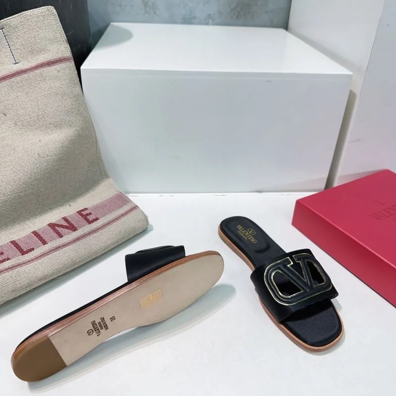 Mirror quality Valentino Slippers