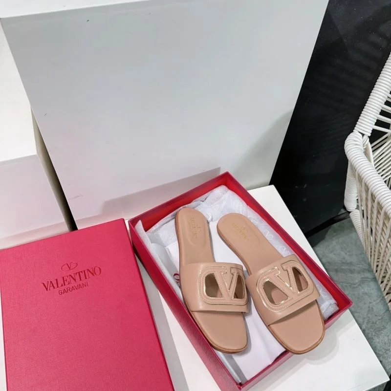 Top mirror Valentino Slippers