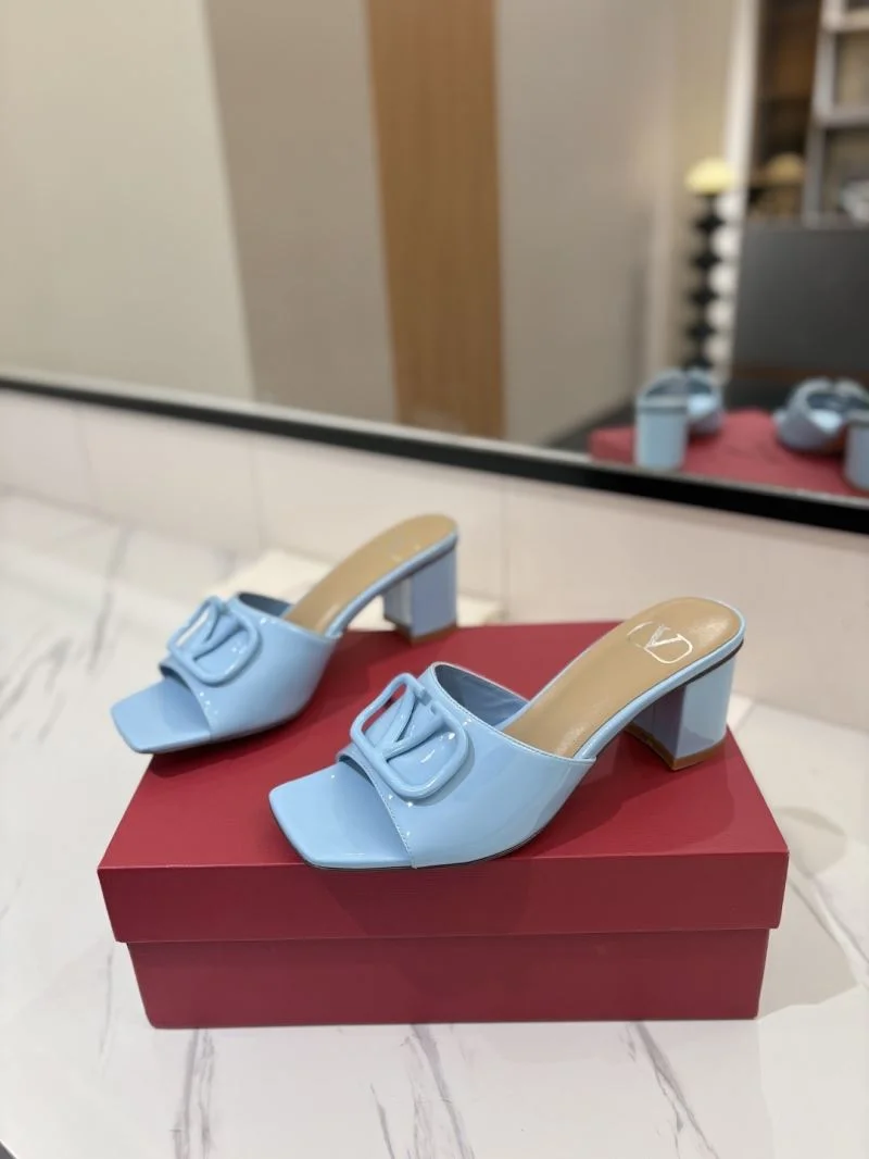 Top match Valentino Slippers