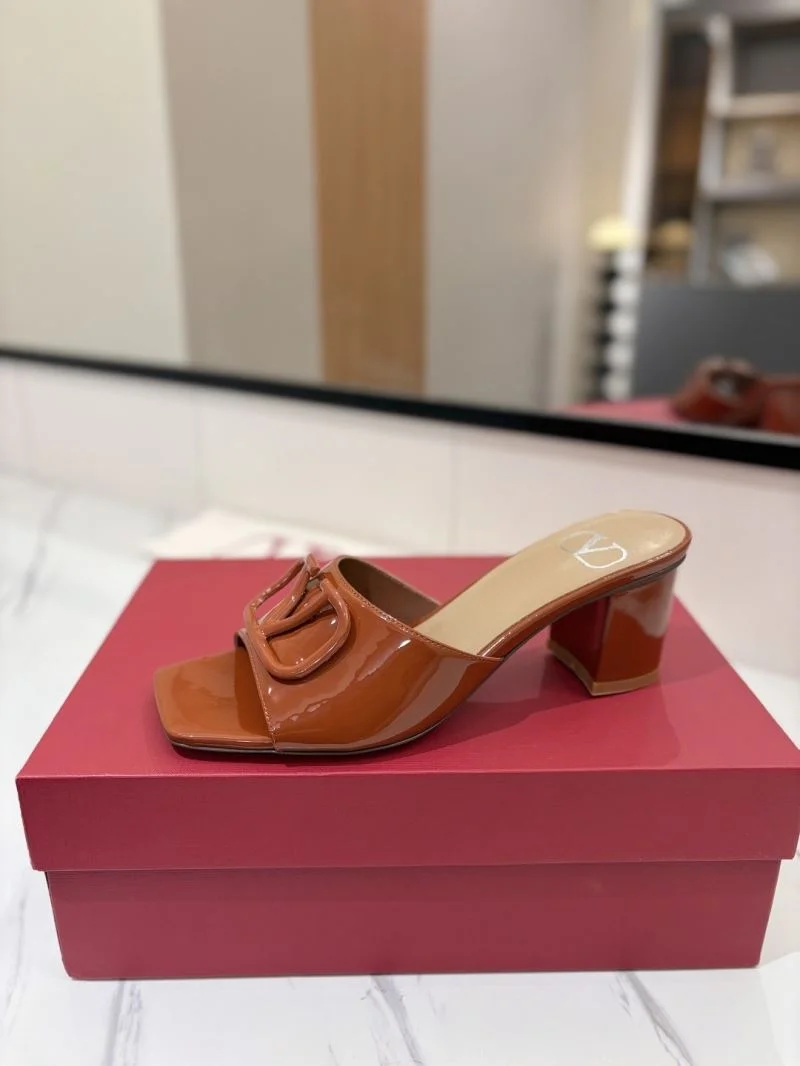 Factory-made Valentino Slippers