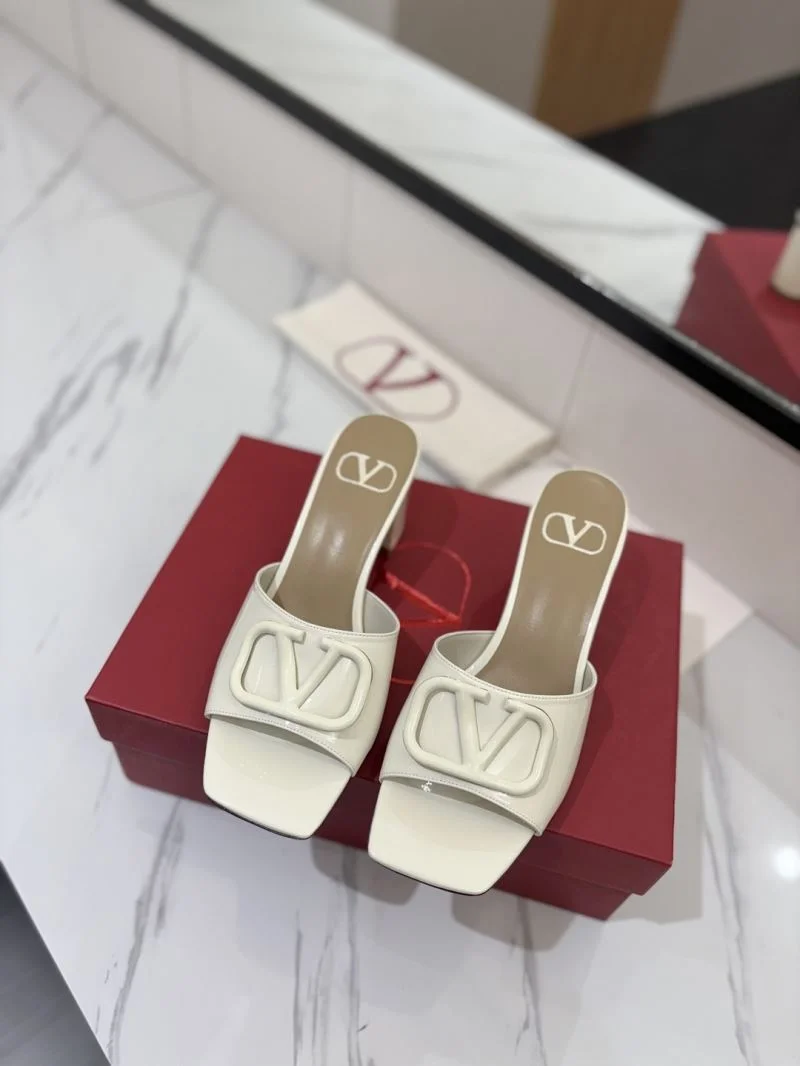 Mirror quality Valentino Slippers