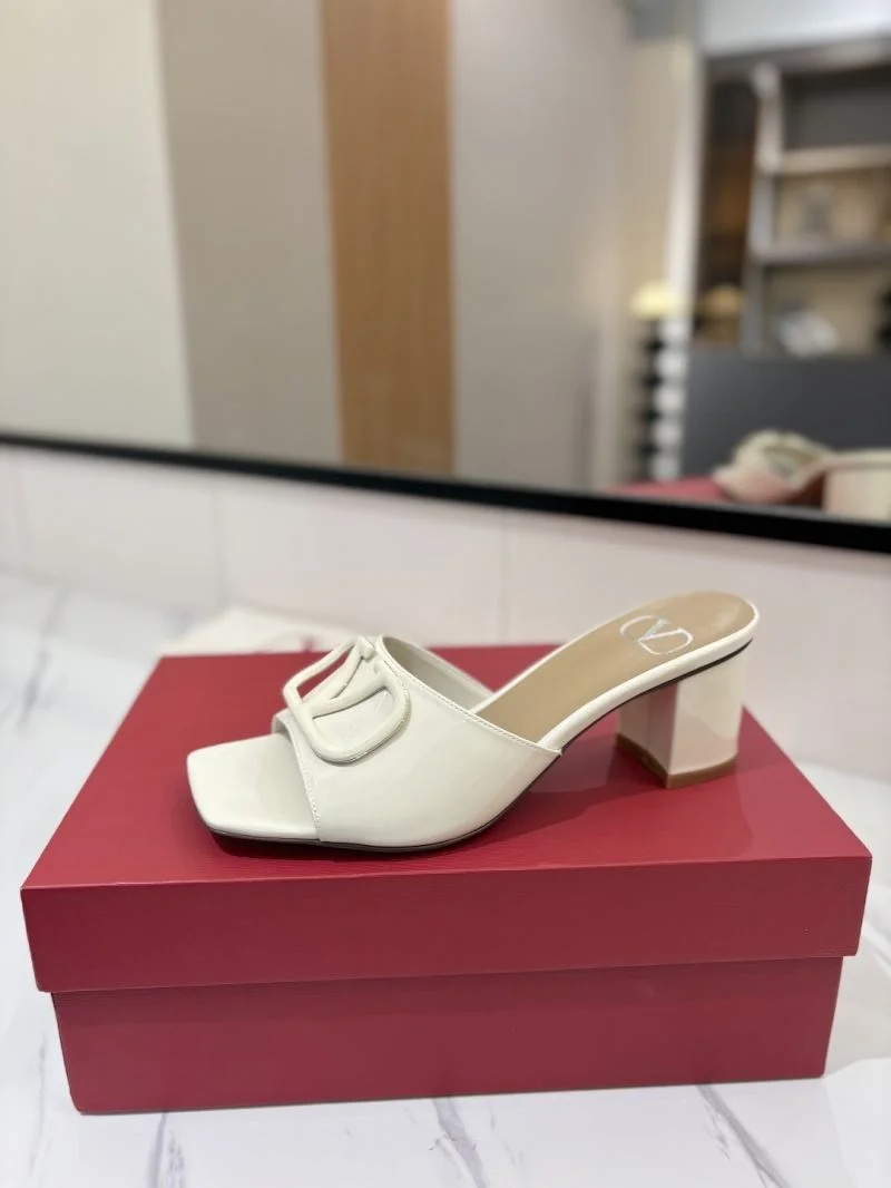 Mirror quality Valentino Slippers