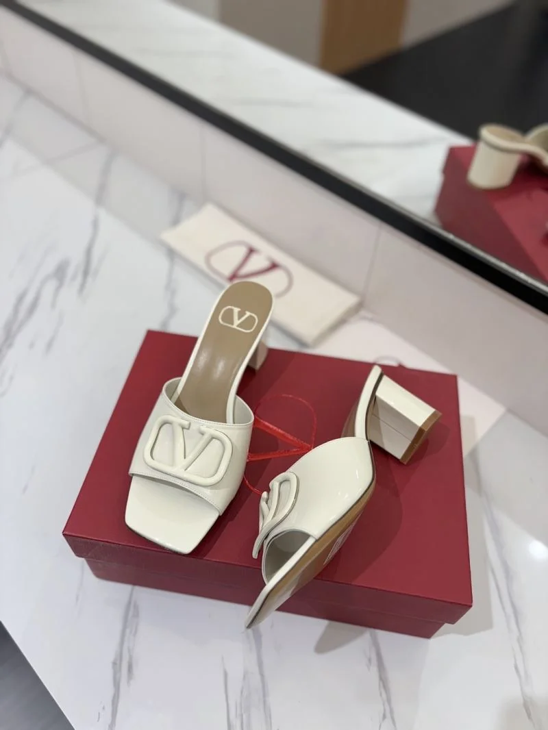 Mirror quality Valentino Slippers