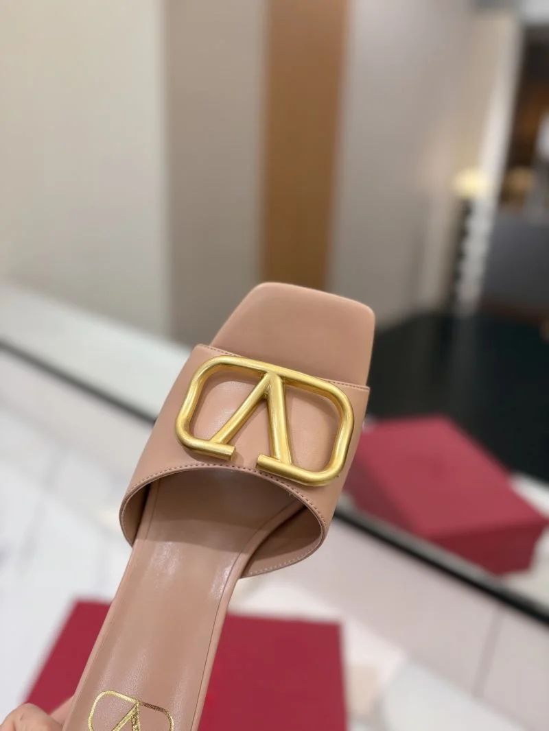 Inexpensive Valentino Slippers