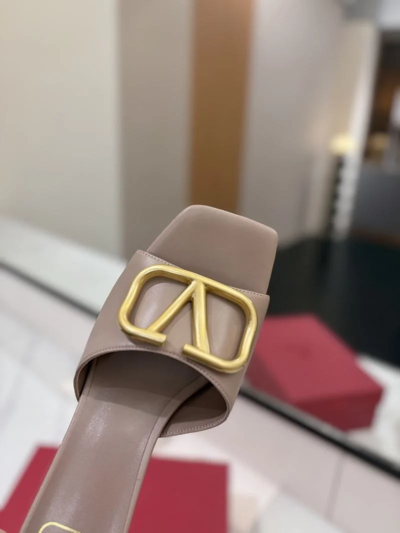 Precise copy Valentino Slippers