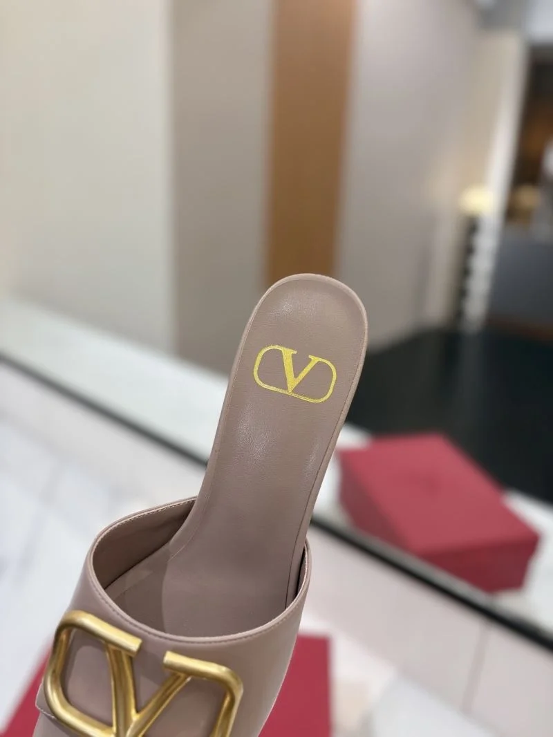 Precise copy Valentino Slippers