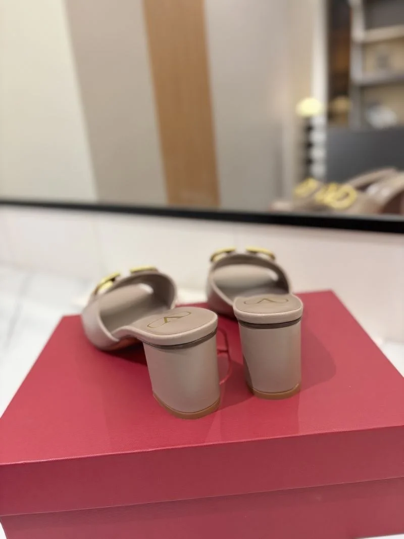 Precise copy Valentino Slippers