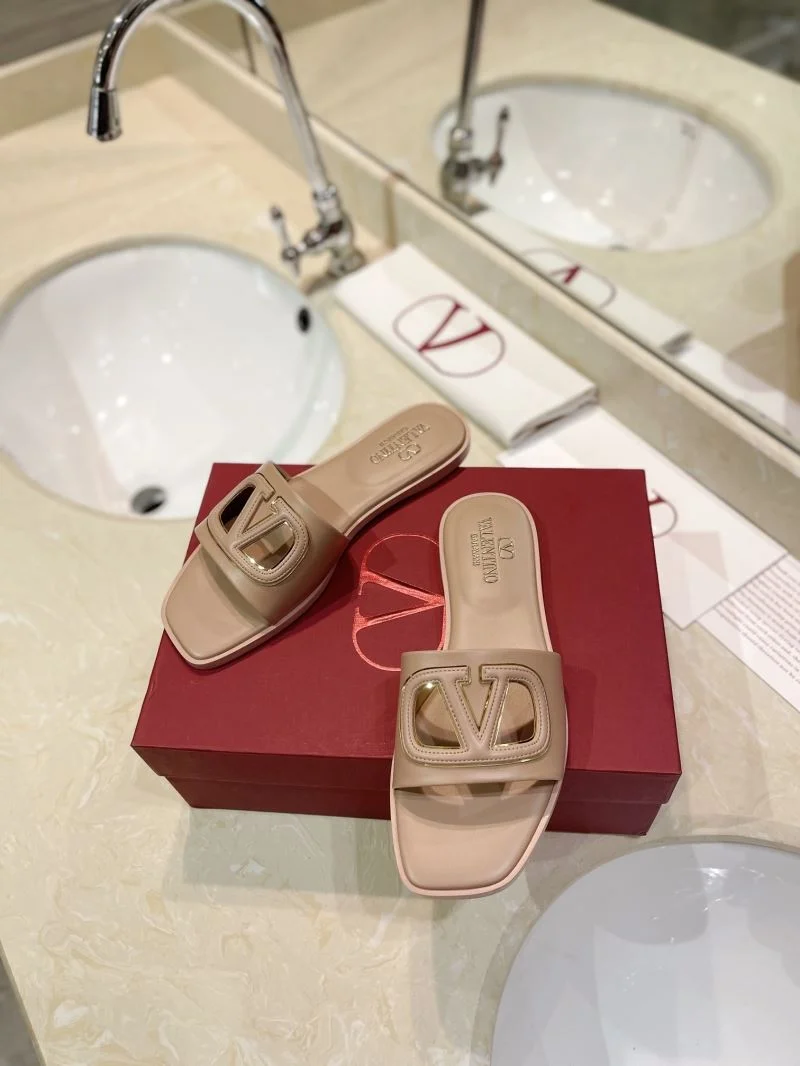 Top mirror Valentino Slippers