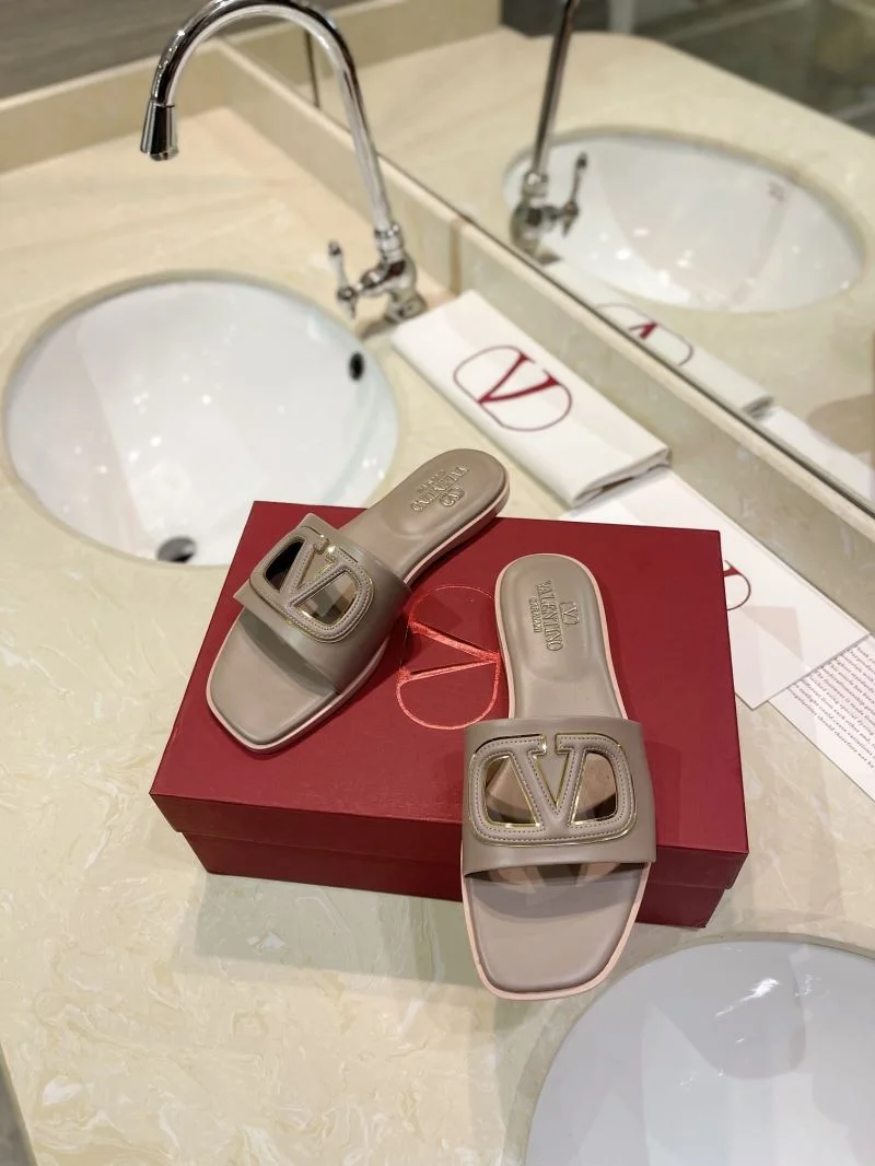 Bargain Valentino Slippers