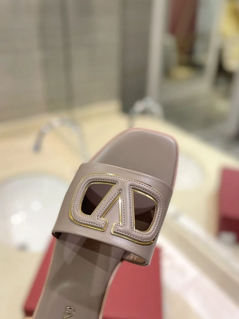 Bargain Valentino Slippers