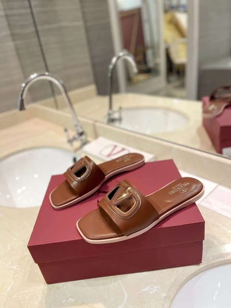 Inexpensive Valentino Slippers