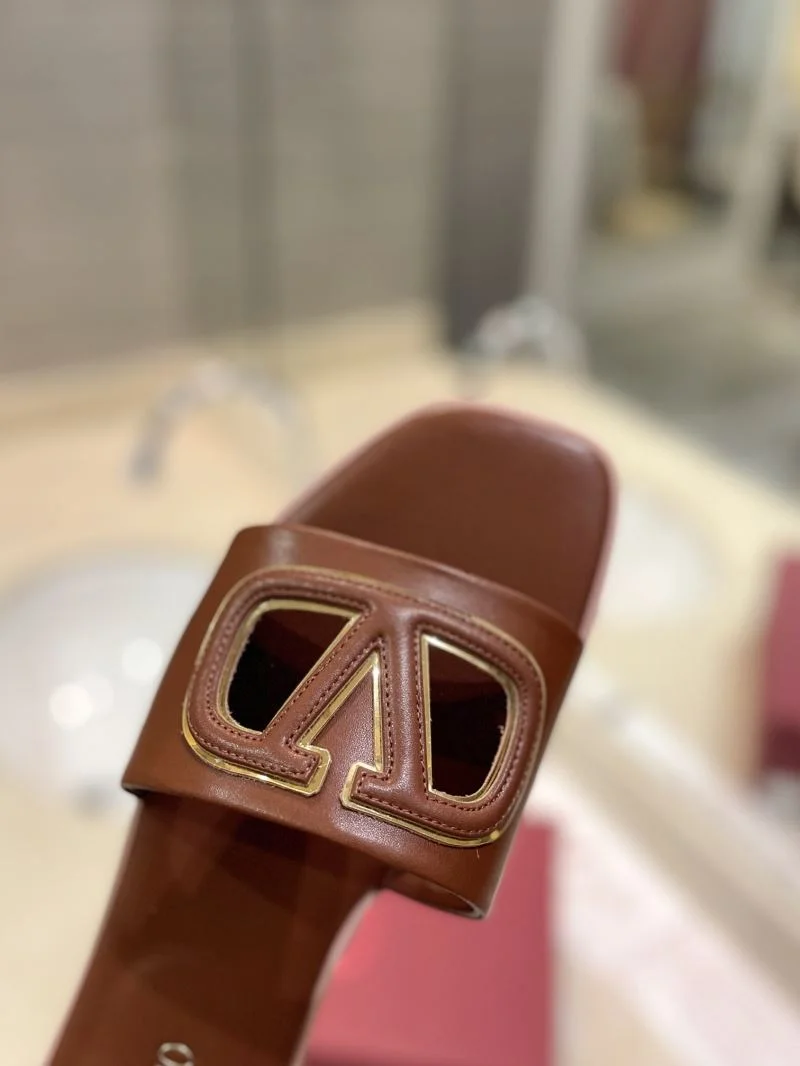 Inexpensive Valentino Slippers