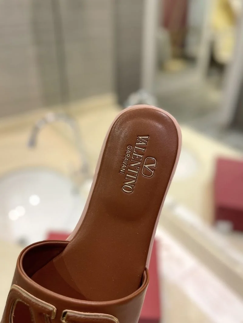 Inexpensive Valentino Slippers