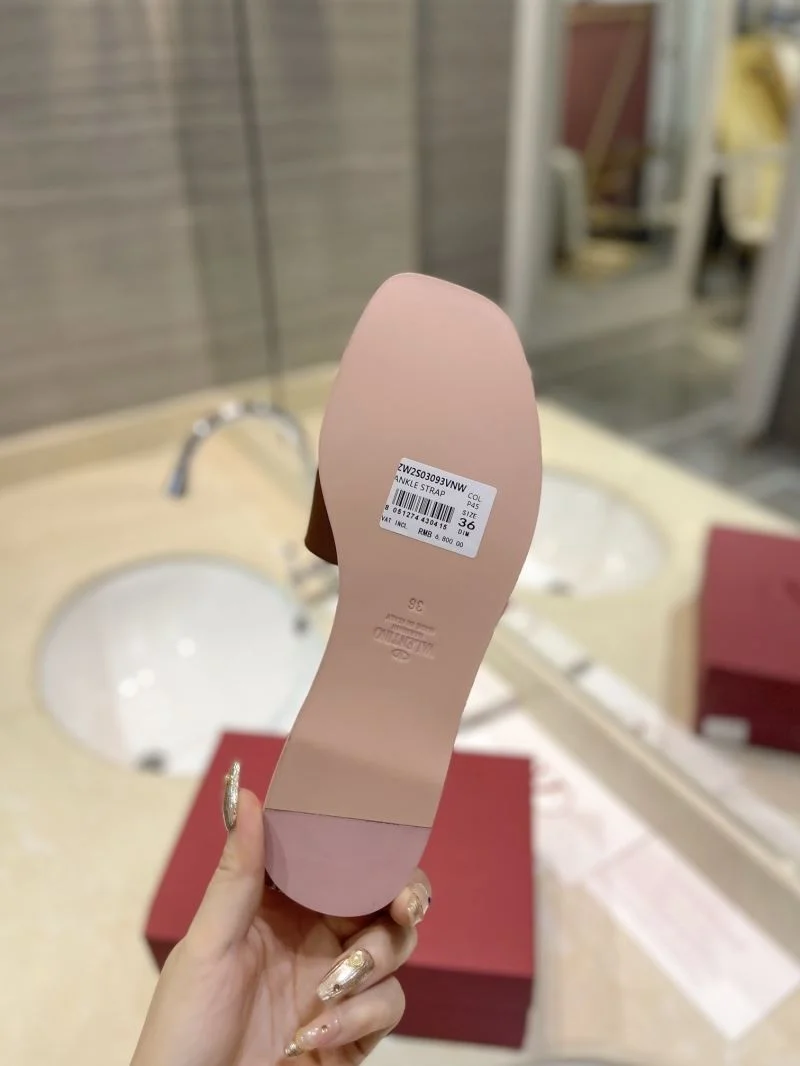 Inexpensive Valentino Slippers