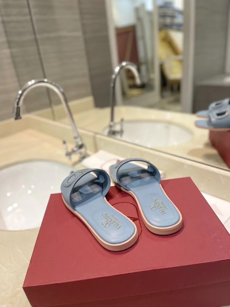 Value-priced Valentino Slippers